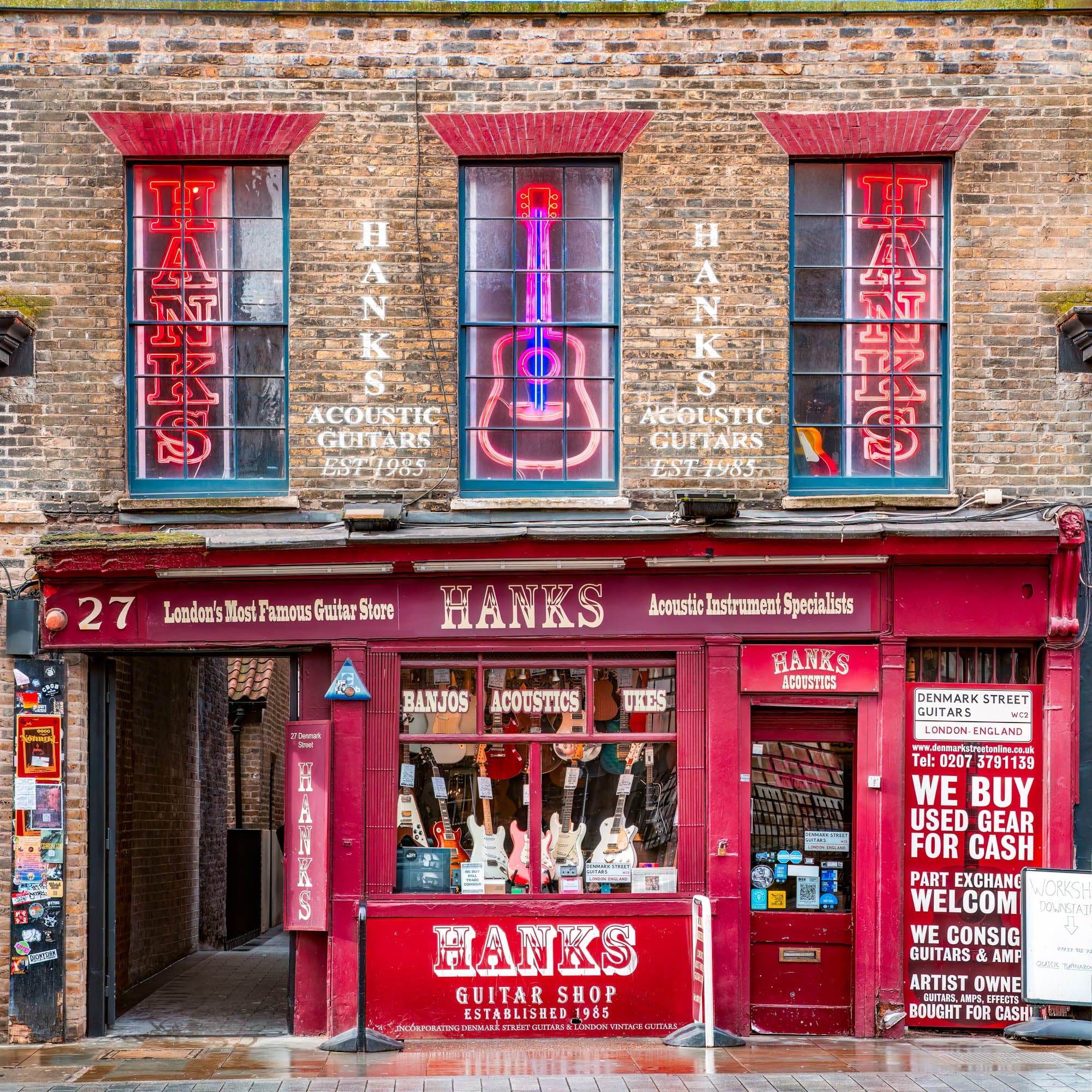 Hanks London Famous SQ